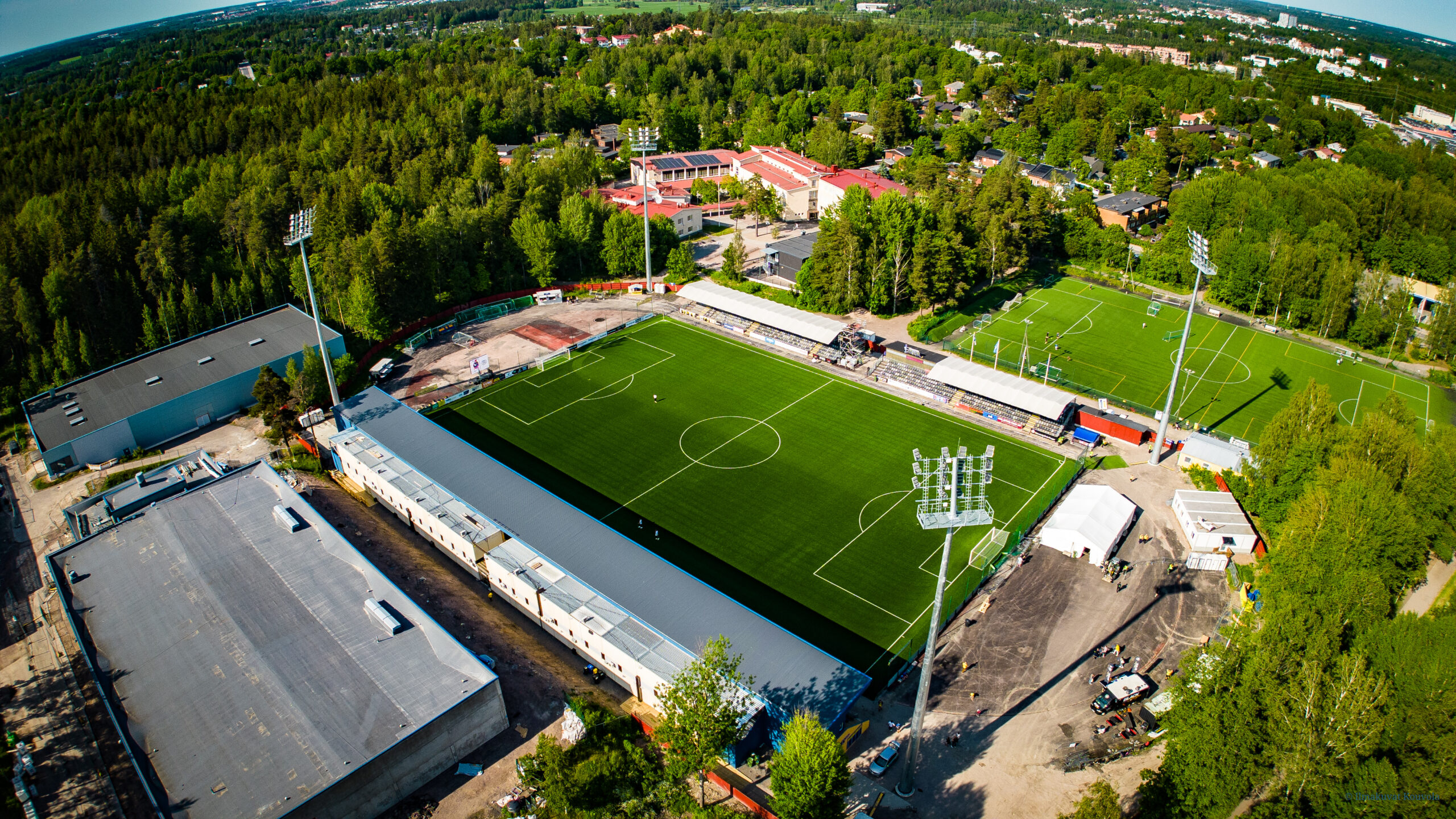 Mustapekka Areena suljettuna asfaltointitöiden vuoksi tällä viikolla ma ...